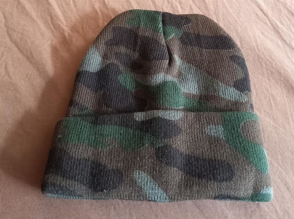 Warme Herrenmütze Military Stil - Bonnet militaire homme (Neu und originalverpackt) in Bremblens ...