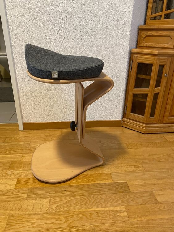 Büro-Hocker höhenverstellbar (Gebraucht) in Luzern für CHF 88 – nur ...