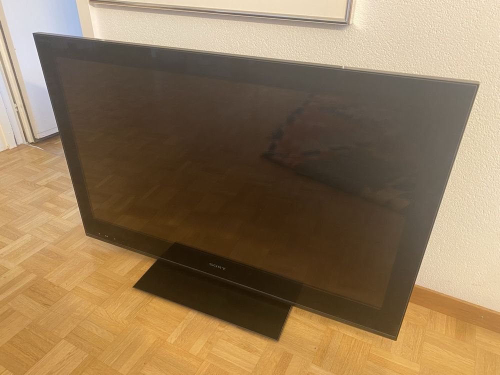 Sony KDL-40NX700 LCD TV | Kaufen auf Ricardo