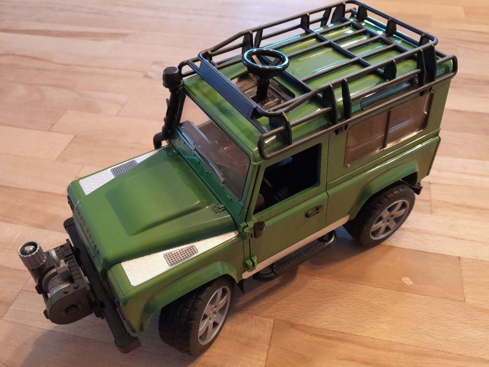BRUDER Land Rover Defender (Art. Nr.: 02590) inkl. Seilwinde | Comprare ...