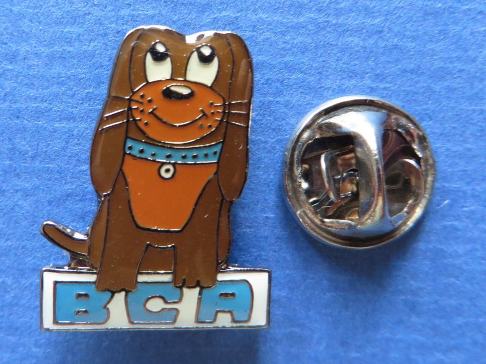 PIN'S PIN, BCA HUND CHIEN CANE (Gebraucht) in Neuhausen für CHF 1 – mit ...