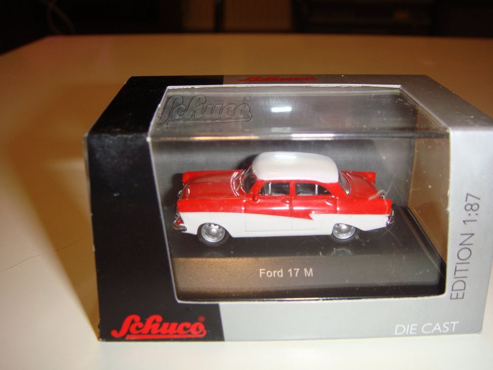 Ford P2 17M (Schuco) 1:87 OVP Neu (Neu und originalverpackt) in Büron ...