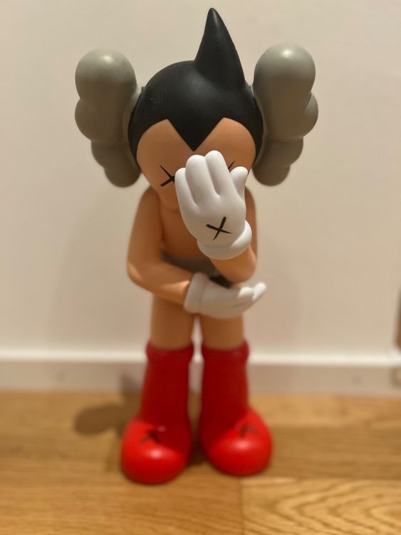 Astro Boy X KAWS (Replica) Sammler (Gebraucht) in Zürich für CHF 29 ...