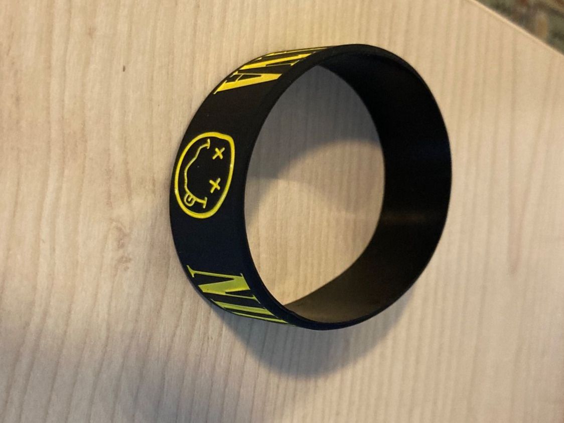 Nirvana Silikon Armband Metal Rock Band (Neu (gemäss Beschreibung)) in ...