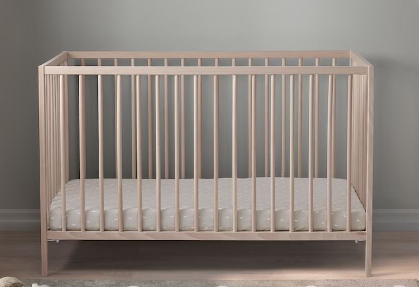 IKEA Babybett Sniglar 120x60 mit passender IKEA Matratze | Kaufen auf ...