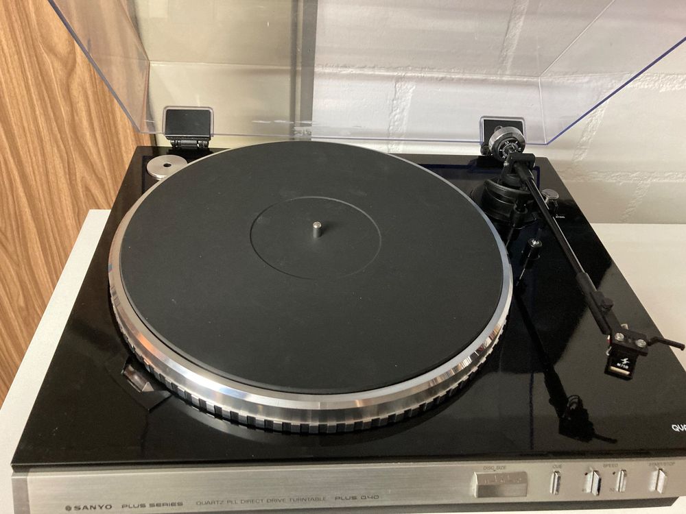 Sanyo Plus Q40 Plattenspieler (Defekt) in Lenzburg für CHF 64 – nur ...