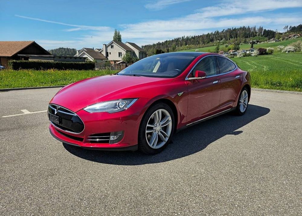 Tesla Model S85 | Kaufen auf Ricardo