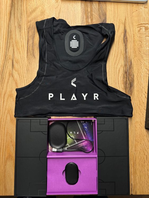 PLAYR Football GPS Tracker Smart Vest Sensor Pod Training... (Gebraucht ...