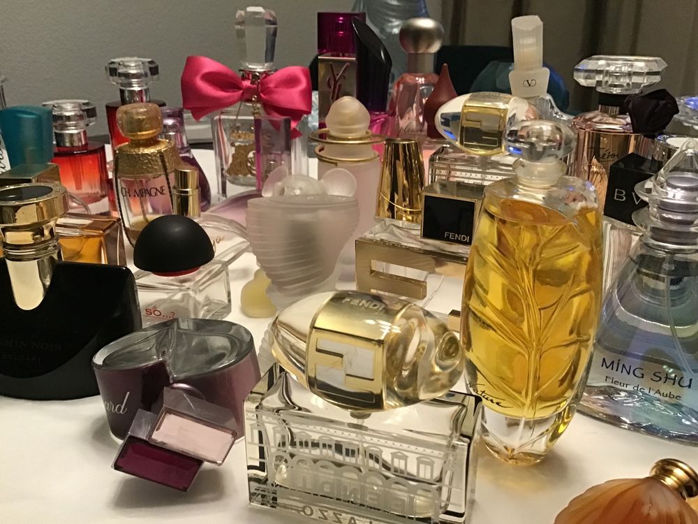 37 verschiedene Luxus Parfum Flacons (Gebraucht) in St. Gallen für CHF ...