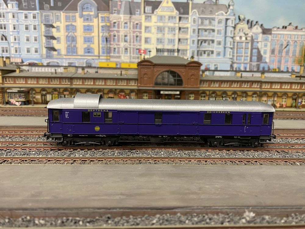 Liliput 82100 Rheingold Gepäckwagen DR (Gebraucht) in Glattpark ...