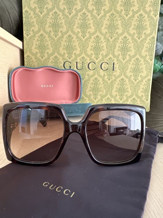 Gucci square frame Sonnenbrille XXL (Neu (gemäss Beschreibung)) in Wollerau für CHF 95 – mit ...