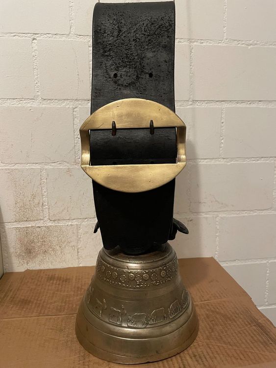 Antike Glocke ab 1.00 Fr. (Gebraucht) in Birrhard für CHF 97 – mit ...
