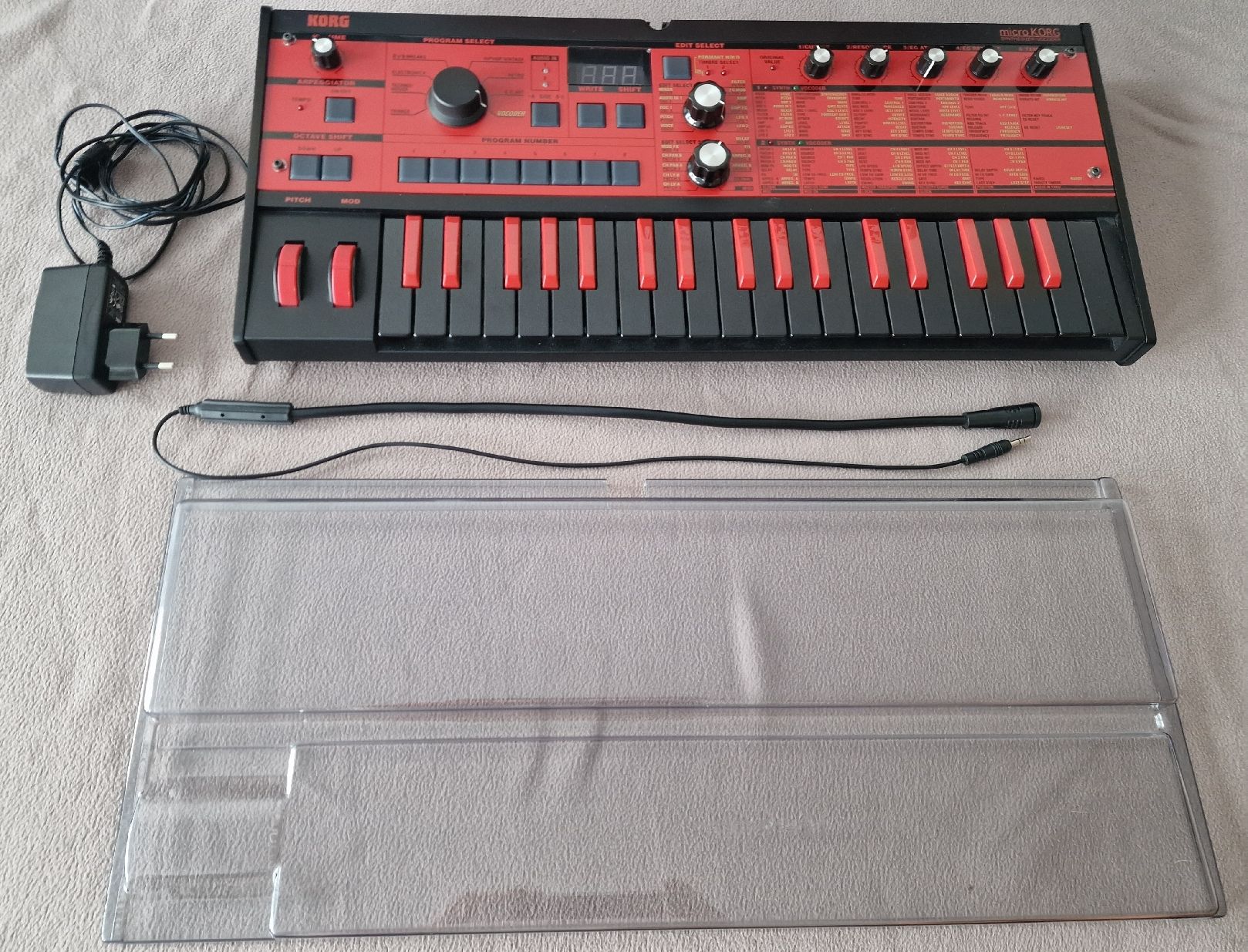 🎹 Korg Microkorg BKRD Édition Limitée – Noir & Rouge (Neuf (Voir ...