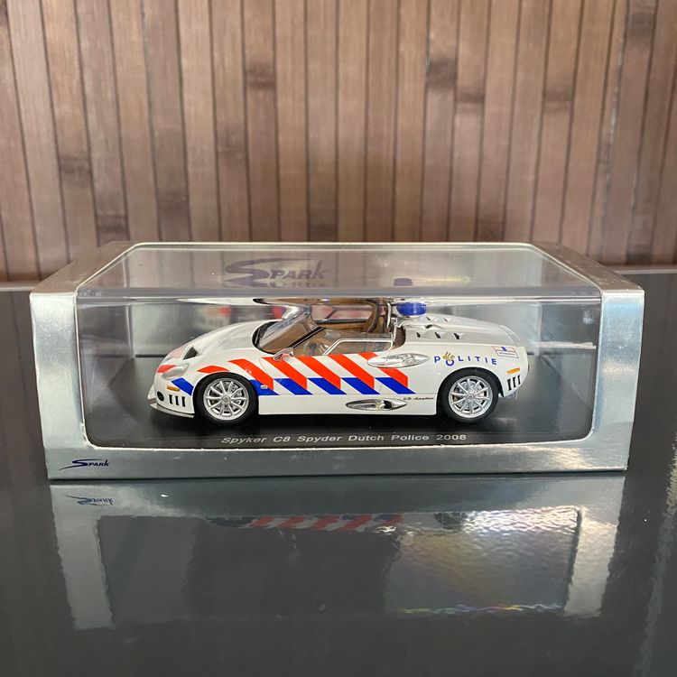 SPYKER C8 SPYDER DUTCH POLICE 1:43 | Kaufen auf Ricardo