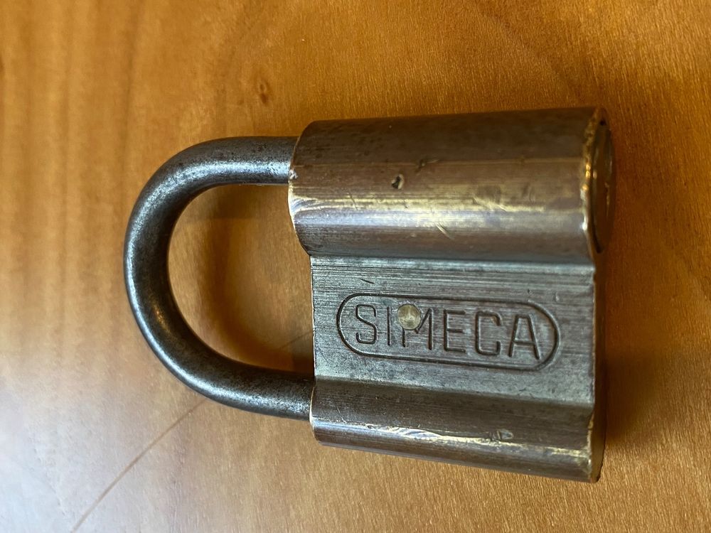 VORHÄNGESCHLOSS SIMECA (Gebraucht) in Birr für CHF 10 – mit Lieferung ...