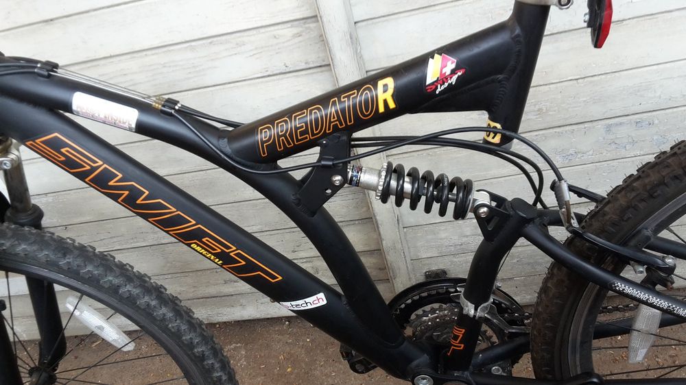 Velo SWIFT ORIGINAL PREDATOR SWISS design (Gebraucht) in Dietikon für ...