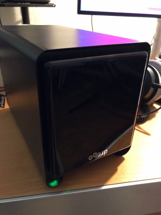 Drobo 5D - inkl. SSD Cache (mSata) (Gebraucht) in Aeugstertal für CHF ...