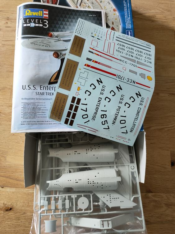 RAR* REVELL Bausatz 04880 STAR TREK U.S.S. Enterprise (Neu (gemäss ...