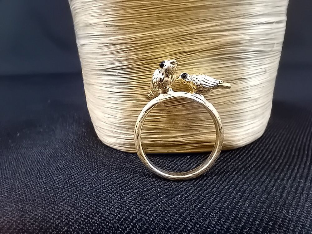 Vintage Ring mit Vogelmotiv gold (Gebraucht) in Muri AG für CHF 7 – mit ...