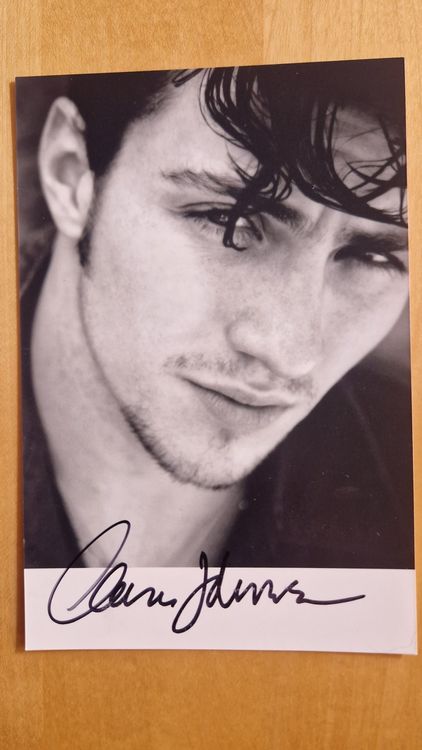 Aaron Taylor-Johnson, Original Autogramm auf Foto in s/w (Gebraucht) in ...