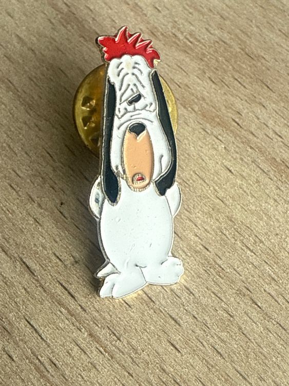 Pin Comic Hund Droopy (Gebraucht) in Glattbrugg für CHF 1 – mit ...