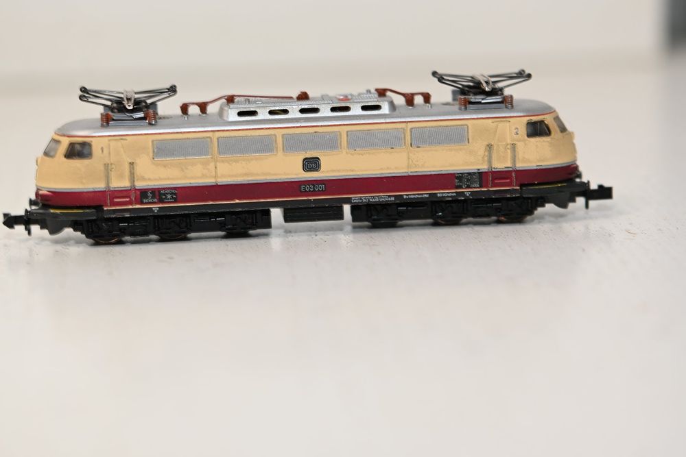 DB E03 001 Trix Spur N ohne OVP , läuft einwandfrei (Gebraucht) in ...