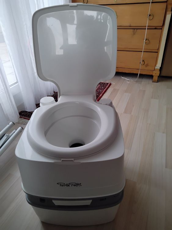 Porta potti 365 Camping Toilette (Gebraucht) in Oetwil am See für CHF ...