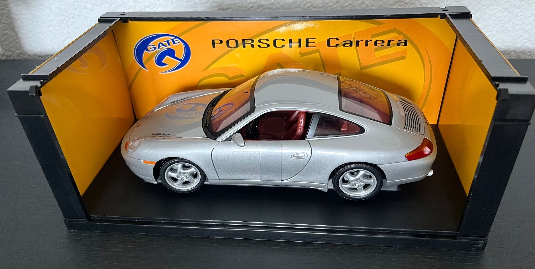 Porsche Carrera 996 Coupé 1:18, Replica, Gate (Gebraucht) in St-Cergue ...