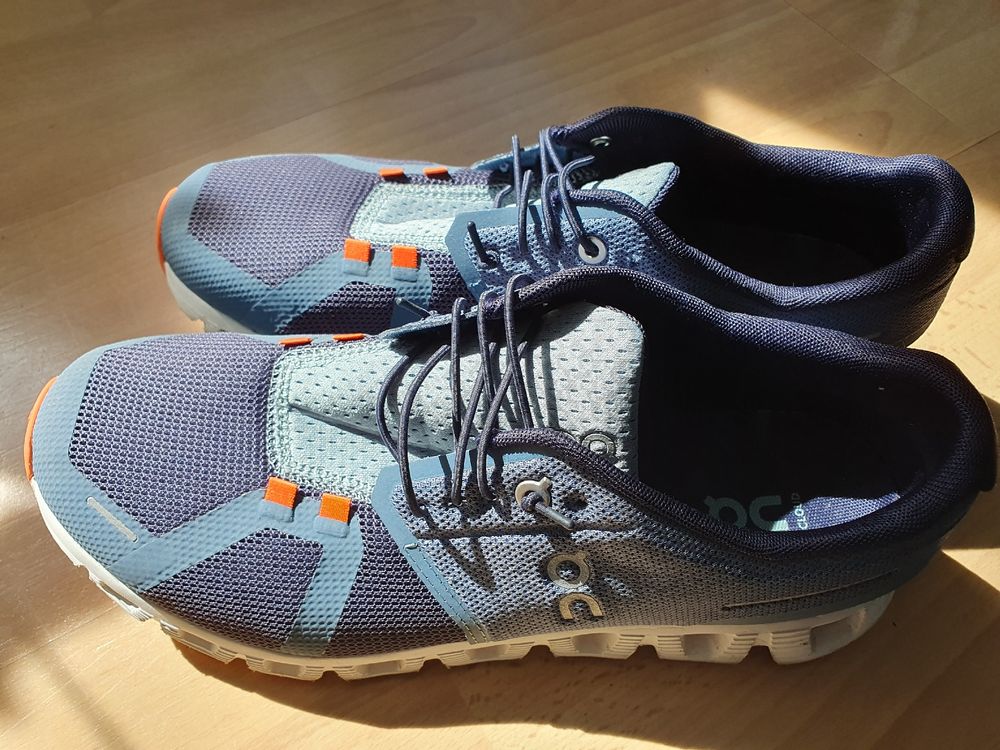 ON Cloud 5 Push - Dust/Ink (Neu (gemäss Beschreibung)) in Muri AG für ...