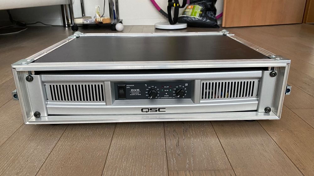 QSC GX 5 Endstufe (2 x 700 W / 4 Ohm) | Kaufen auf Ricardo