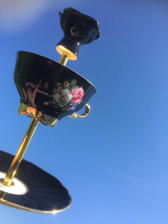 Etagere mit antikem Bavaria Mocca-Set + Porzellan - Rose (Gebraucht) in ...