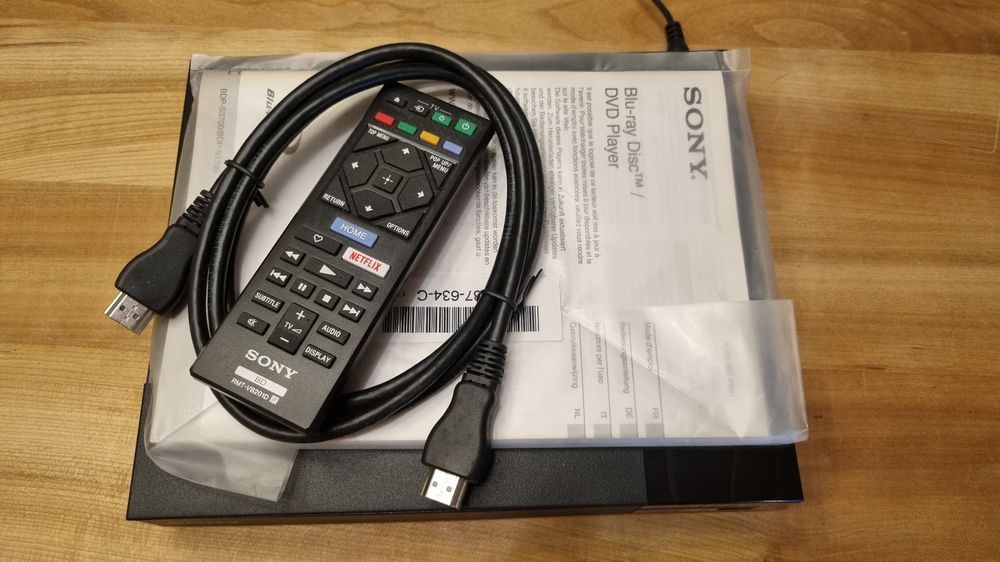 Sony BDP-S1700 Smart Blu-ray-Player (USB, Ethernet, Netflix) (Gebraucht ...