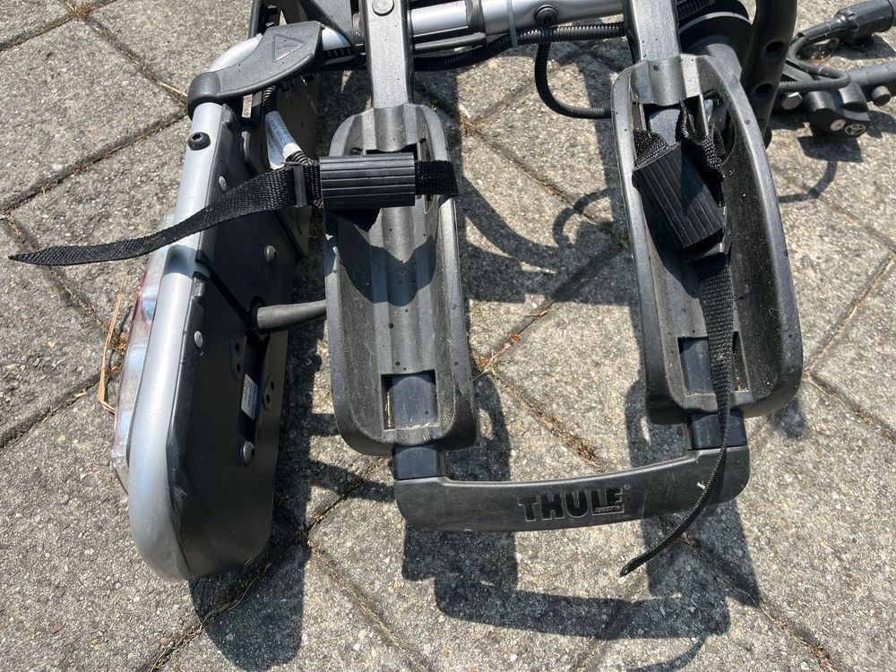THULE Fahrradträger für 2 Velo | EasyClick Toyota (Gebraucht) in Hilterfingen für CHF 80 – nur ...