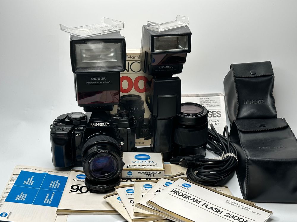 Geprüfte Minolta 9000 AF mit viel Zubehör (Gebraucht) in zuchwil für CHF 160 – mit Lieferung auf ...