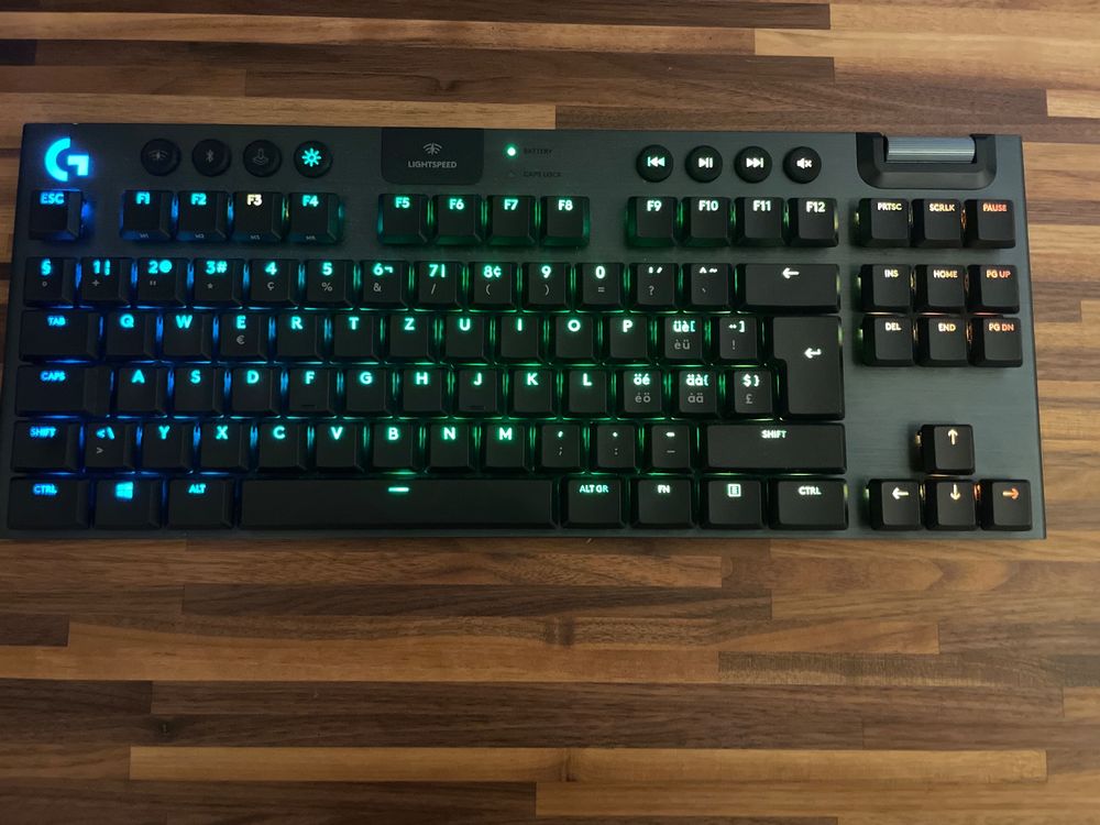 Logitech G915 Gaming Tastatur wireless | Kaufen auf Ricardo