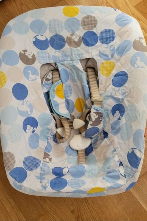 Stokke Tripp Trapp Newbornschale Bezug (Gebraucht) in St. Peterzell für ...
