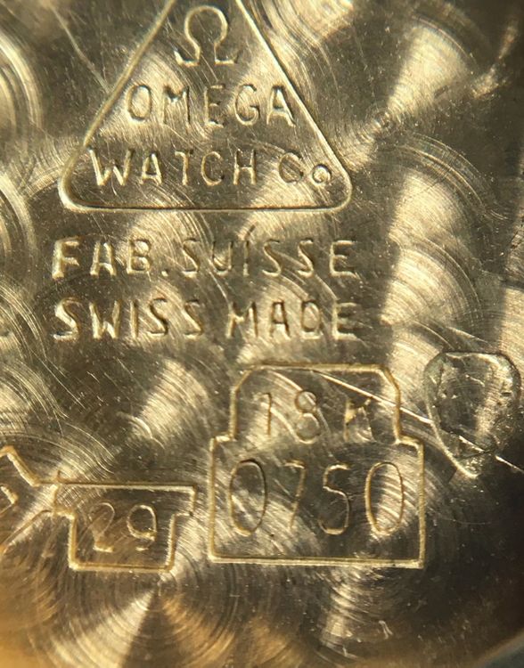 18K Solid Gold Omega Tank Damen Uhr (Gebraucht) in Zürich für CHF 699 ...