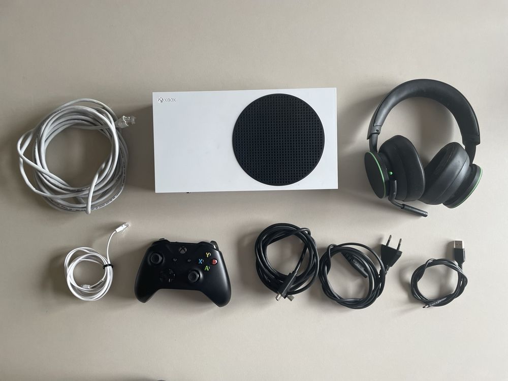 Xbox Series S + Headset | Kaufen auf Ricardo