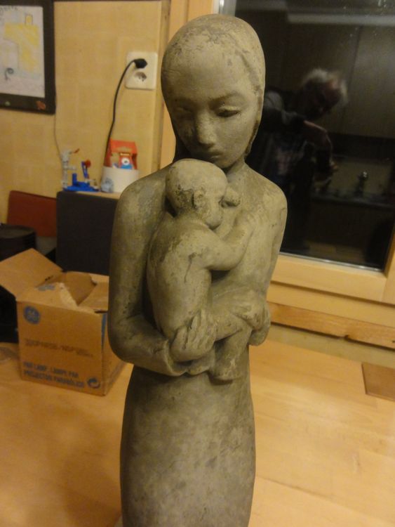 Grosse Statue Figur Mutter mit Kind auf dem Arm Zustand toll (Gebraucht ...