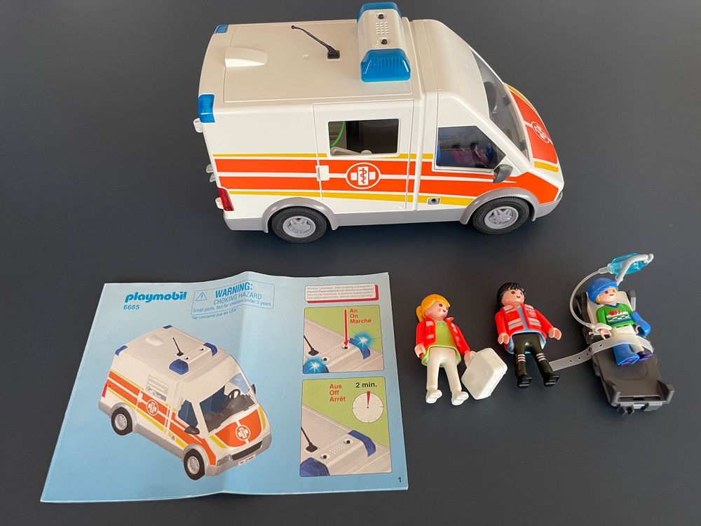 Playmobil Krankenwagen 6685 (Gebraucht) in Zürich für CHF 8 – mit ...