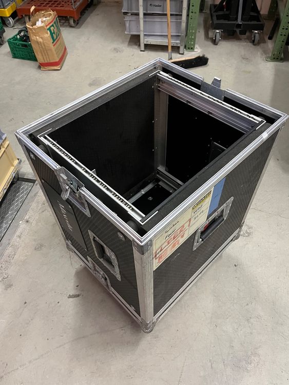 Flightcase Rack 8HE 19" 2 Deckel rollbar Nr. 102 (Gebraucht) in ...
