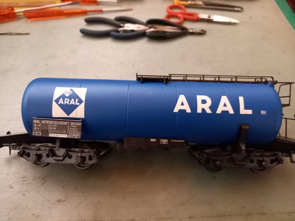 Spur 0 ARAL Tankwagen Rivarossi (Gebraucht) in für CHF 53 – mit Lieferung auf Ricardo kaufen