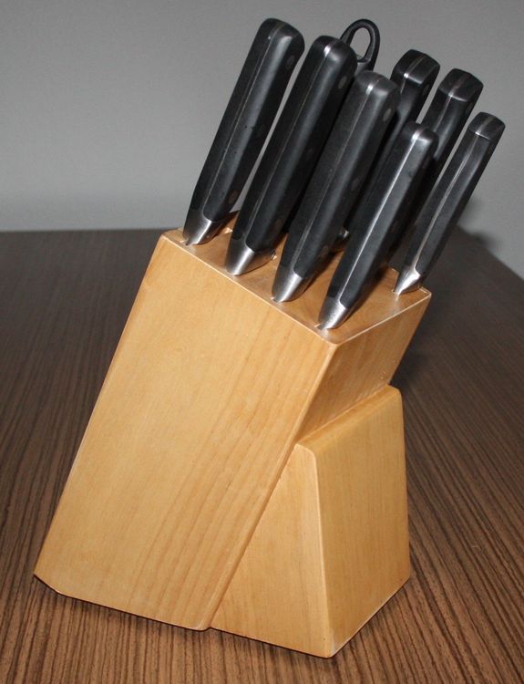 Messerblock aus Holz mit Messer 9teilig | Kaufen auf Ricardo