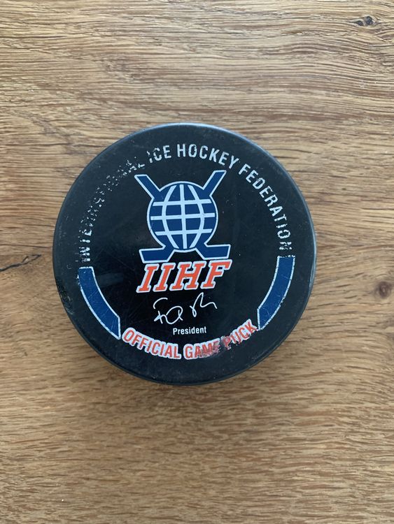 IIHF Eishockey Puck mit Logo vor 2008 | Kaufen auf Ricardo