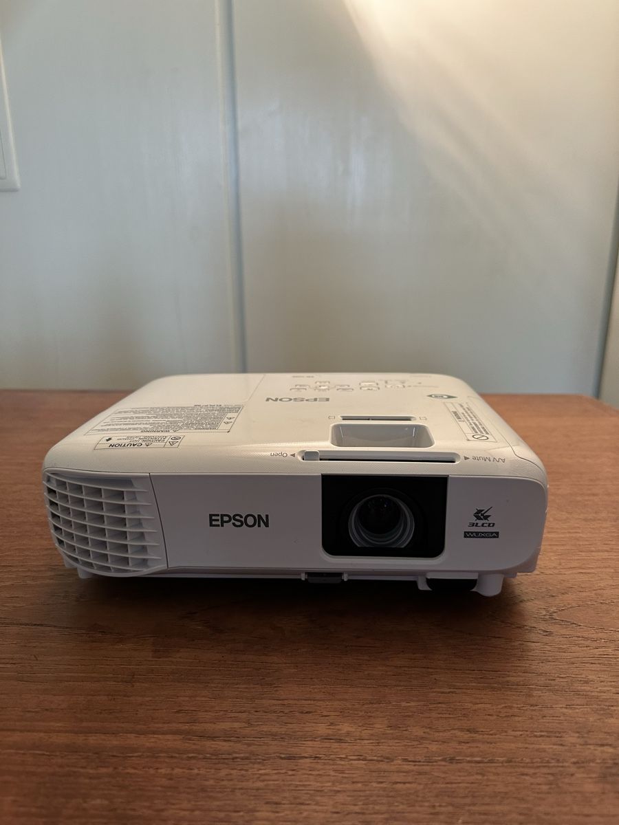 Epson EB-U05 Projector – WUXGA, 3400 lm (Gebraucht) in Zürich für CHF ...