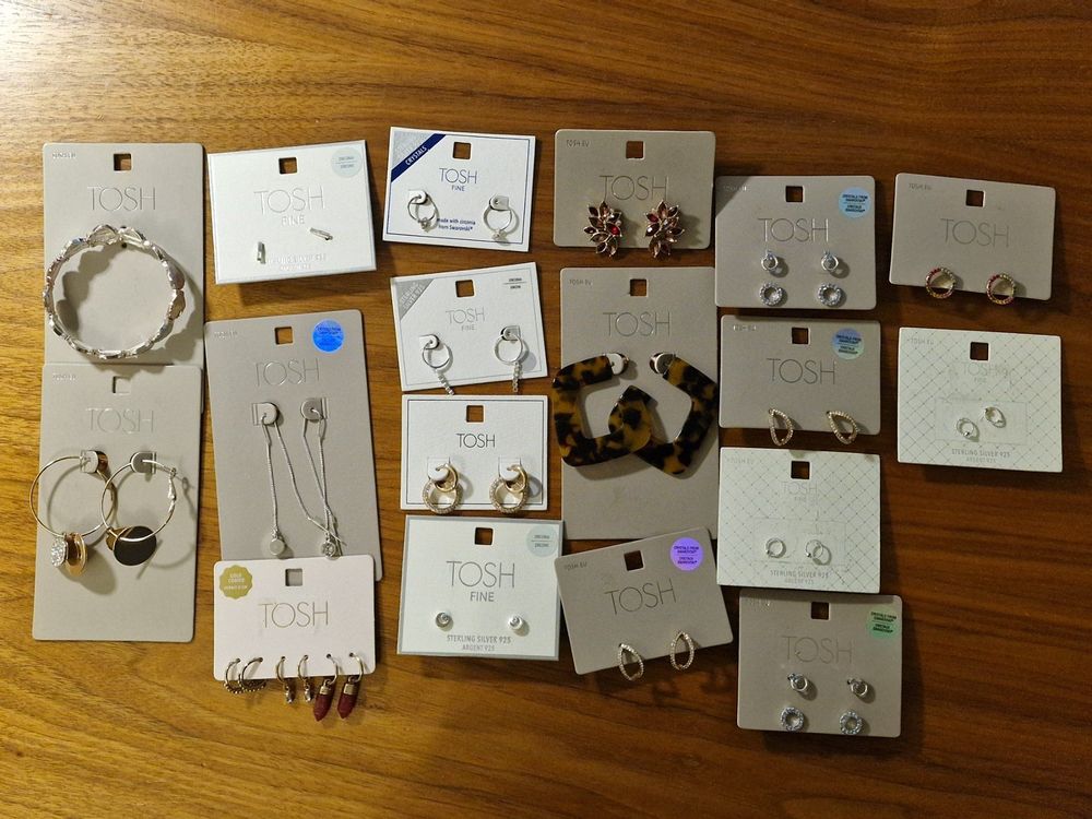 Lot Ohrringe von Tosh, Swarovski, Schmuck, teilw. Silber (Neu und ...