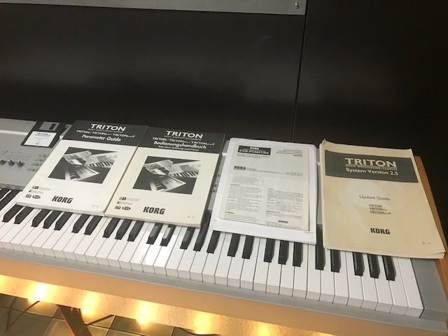 KORG TRITON PRO X 88, komplett revidiert, inkl. Flightcase | Kaufen auf ...