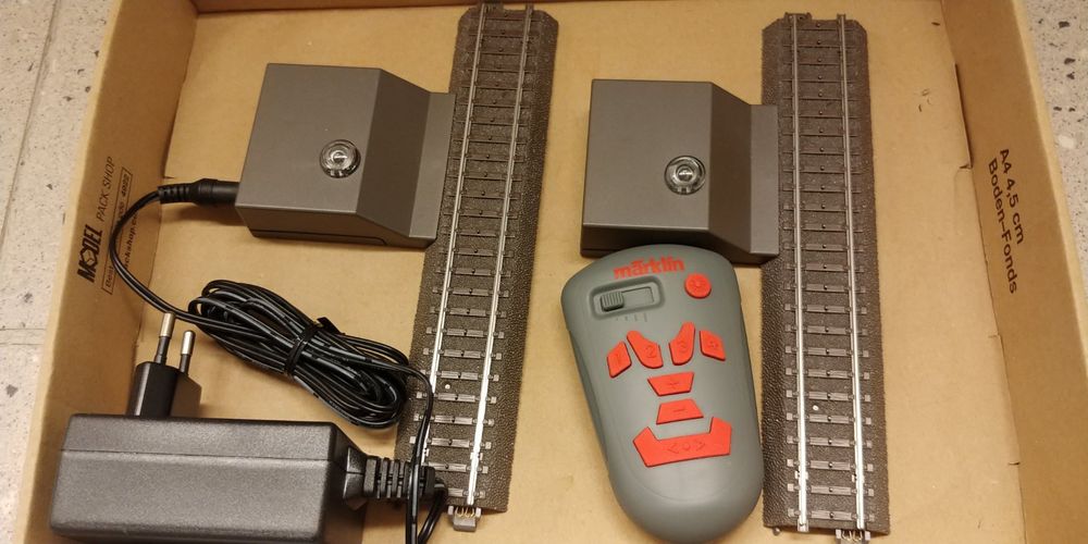 Märklin Schaltnetzteil und IR Steuergerät | Kaufen auf Ricardo