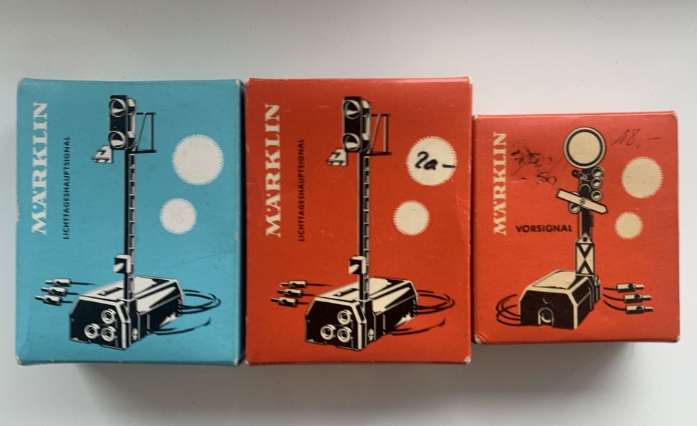 3 Märklin H0 Signale (1x 7038, 2x 7188) (Gebraucht) in Volketswil für ...
