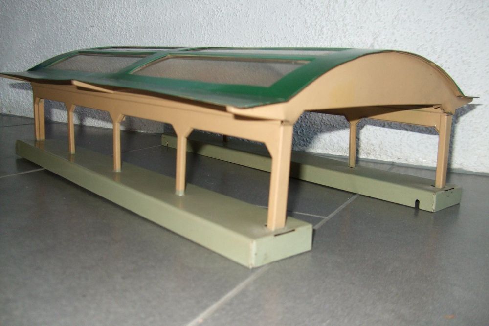 Märklin Blech 424 Bahnsteig/Bahnhofhalle (Gebraucht) in Heimberg für ...